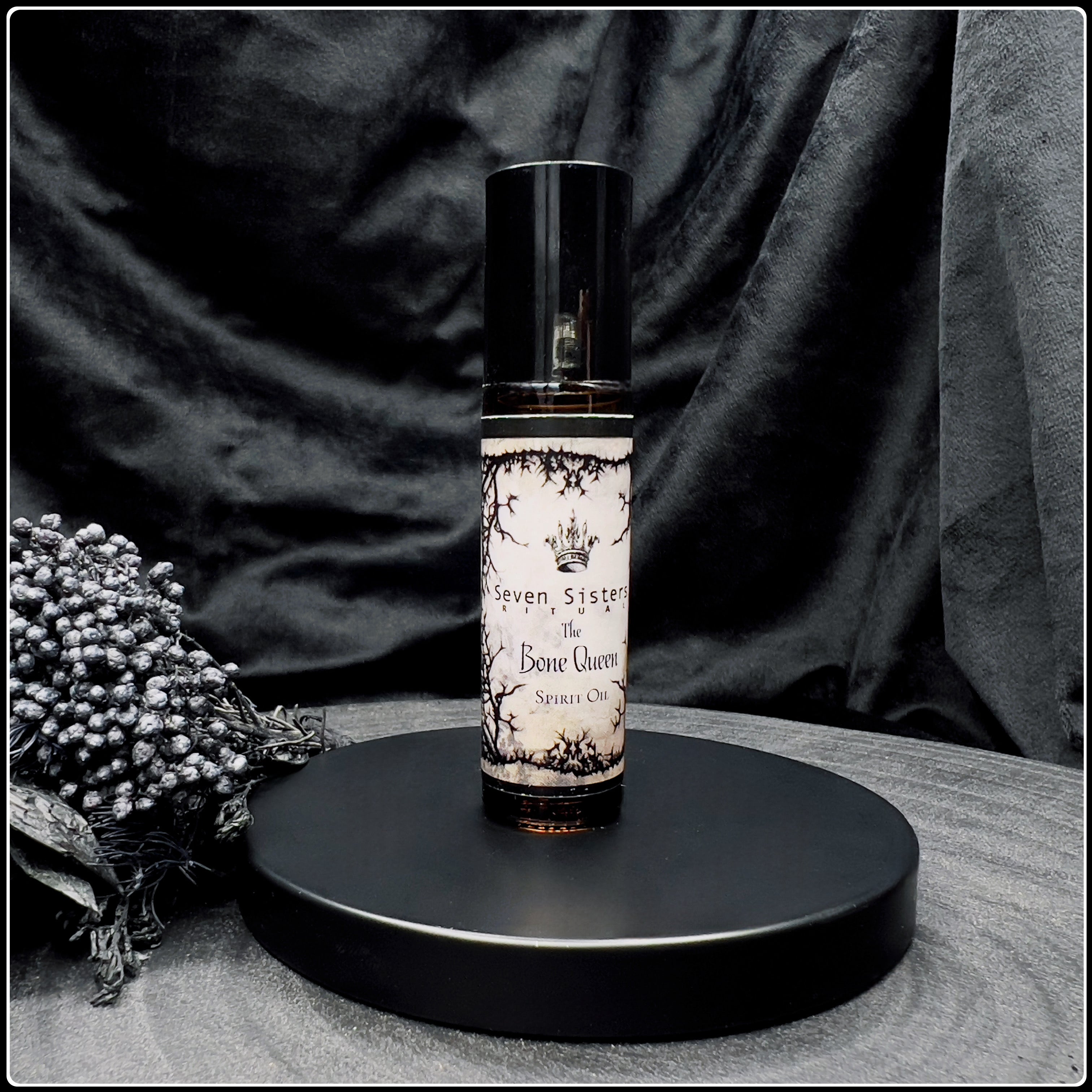 Bone Queen Ritual Spirit Oil – Into The Black